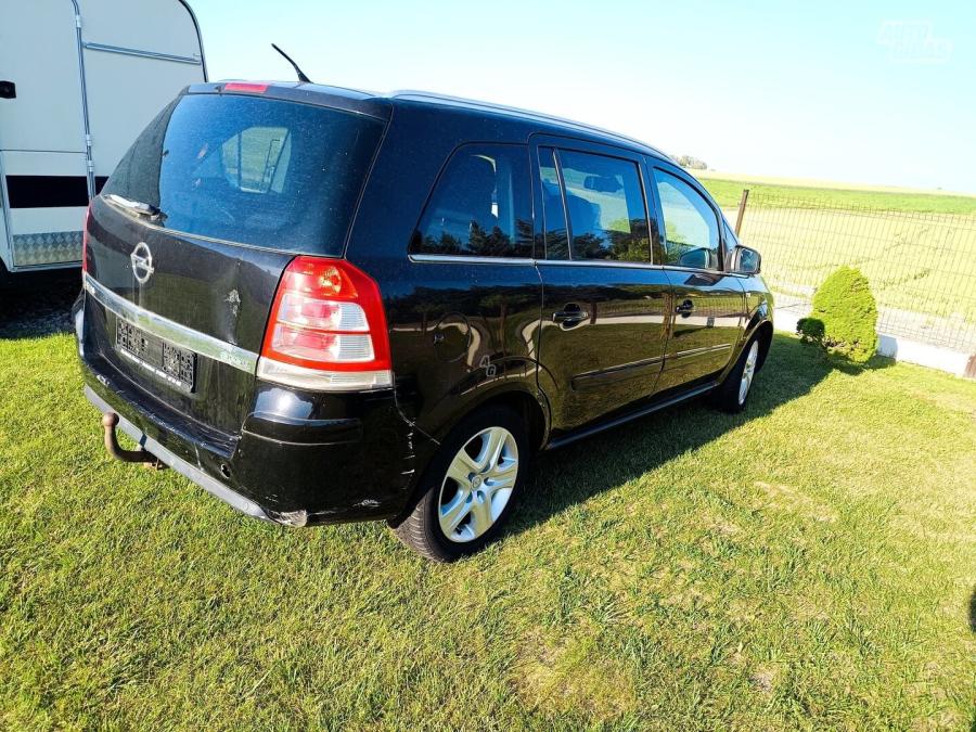 Melns Opel Zafira 2011 Marijampole, ar dzinēja tilpumu 1.70 L un nobraukumu 275 tūkst. km par 2000 €, foto 4 vietnē AUTOMOTO.COM.LV