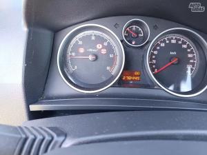 Melns Opel Zafira 2011 Marijampole, ar dzinēja tilpumu 1.70 L un nobraukumu 275 tūkst. km par 2000 €, foto 12 vietnē AUTOMOTO.COM.LV