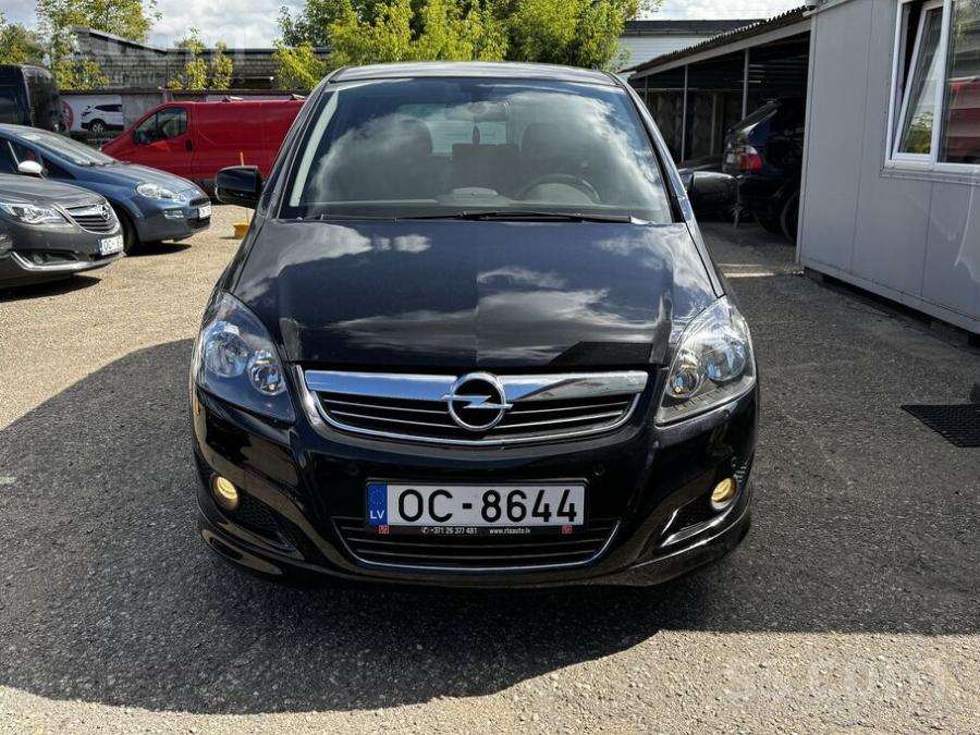 Melns Opel Zafira 2011 Daugavpils, ar dzinēja tilpumu 1.80 L un nobraukumu 0 tūkst. km par 4000 €, foto 3 vietnē AUTOMOTO.COM.LV
