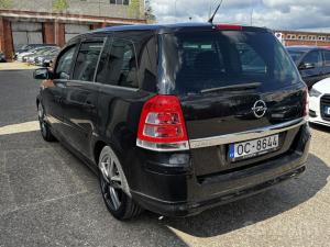 Melns Opel Zafira 2011 Daugavpils, ar dzinēja tilpumu 1.80 L un nobraukumu 0 tūkst. km par 4000 €, foto 5 vietnē AUTOMOTO.COM.LV
