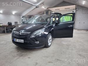 Melns Opel Zafira 2012 Jēkabpils, ar dzinēja tilpumu 2.00 L un nobraukumu 328 tūkst. km par 4500 €, foto 13 vietnē AUTOMOTO.COM.LV
