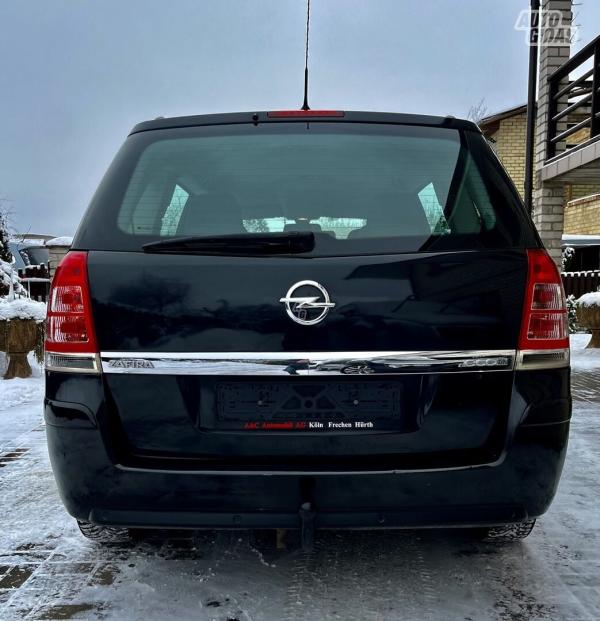 Black Opel Zafira 2012 in Kaunas, with an engine capacity of 1.70 L and mileage of 238 thousand km for 3500 €, photo 3 on AUTOMOTO.COM.LV