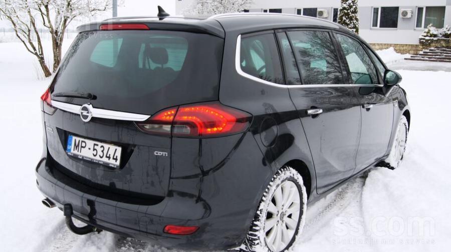 Melns Opel Zafira 2012 Jēkabpils, ar dzinēja tilpumu 2.00 L un nobraukumu 329 tūkst. km par 5200 €, foto 7 vietnē AUTOMOTO.COM.LV