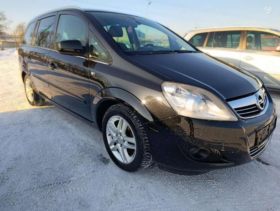 Melns Opel Zafira 2012 Marijampole, ar dzinēja tilpumu 1.70 L un nobraukumu 197 tūkst. km par 3850 €, foto 10 vietnē AUTOMOTO.COM.LV
