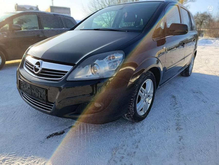 Melns Opel Zafira 2012 Marijampole, ar dzinēja tilpumu 1.70 L un nobraukumu 197 tūkst. km par 3850 €, foto 11 vietnē AUTOMOTO.COM.LV