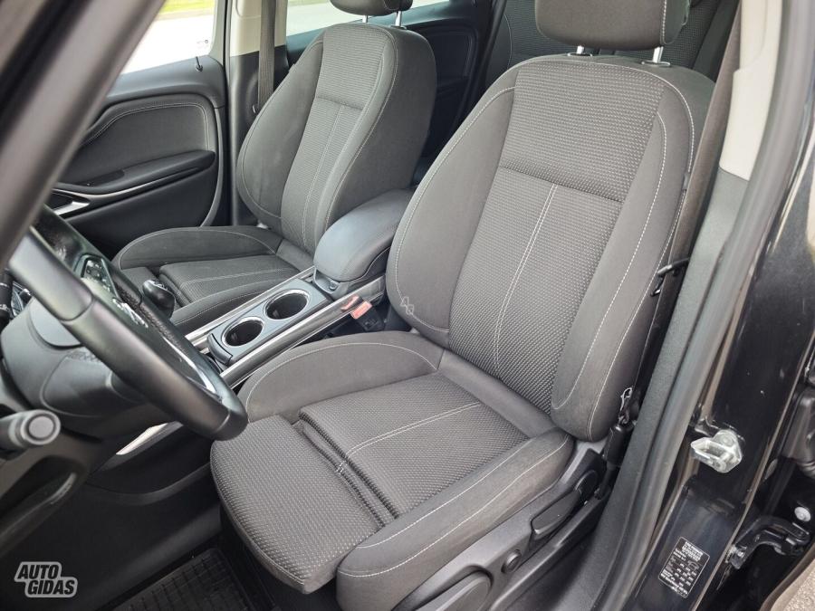 Black Opel Zafira 2012 in Vilnius, with an engine capacity of 2.00 L and mileage of 291 thousand km for 5300 €, photo 13 on AUTOMOTO.COM.LV