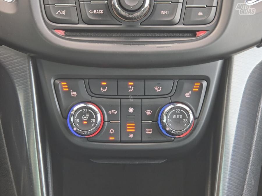 Black Opel Zafira 2012 in Vilnius, with an engine capacity of 2.00 L and mileage of 291 thousand km for 5300 €, photo 17 on AUTOMOTO.COM.LV