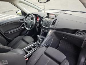 Black Opel Zafira 2012 in Vilnius, with an engine capacity of 2.00 L and mileage of 291 thousand km for 5300 €, photo 21 on AUTOMOTO.COM.LV