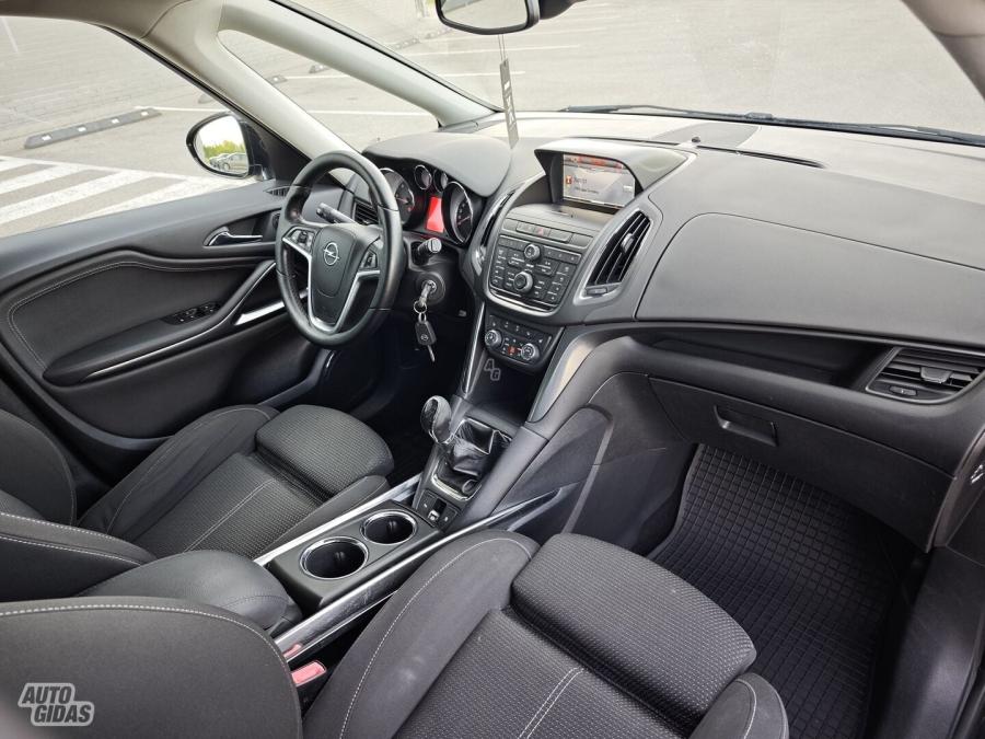 Black Opel Zafira 2012 in Vilnius, with an engine capacity of 2.00 L and mileage of 291 thousand km for 5300 €, photo 21 on AUTOMOTO.COM.LV