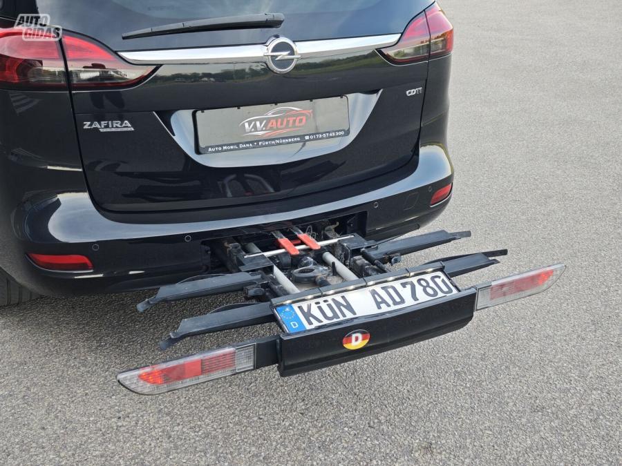 Black Opel Zafira 2012 in Vilnius, with an engine capacity of 2.00 L and mileage of 291 thousand km for 5300 €, photo 22 on AUTOMOTO.COM.LV