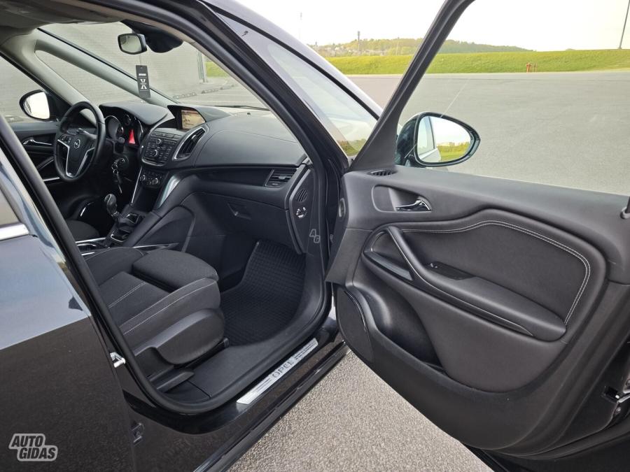Black Opel Zafira 2012 in Vilnius, with an engine capacity of 2.00 L and mileage of 291 thousand km for 5300 €, photo 23 on AUTOMOTO.COM.LV
