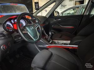 Black Opel Zafira 2012 in Vilnius, with an engine capacity of 2.00 L and mileage of 291 thousand km for 5300 €, photo 28 on AUTOMOTO.COM.LV