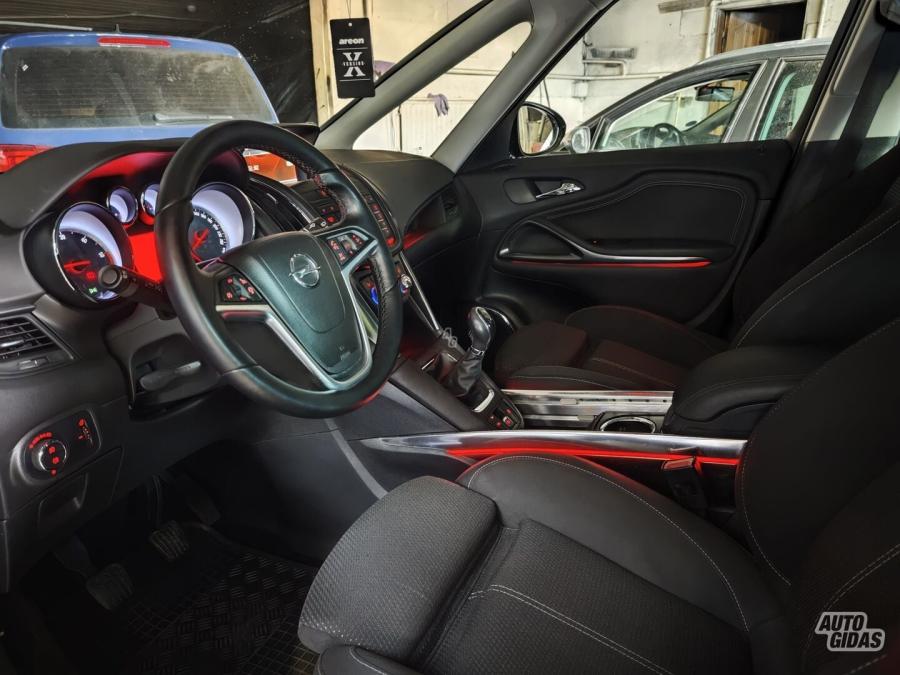 Black Opel Zafira 2012 in Vilnius, with an engine capacity of 2.00 L and mileage of 291 thousand km for 5300 €, photo 28 on AUTOMOTO.COM.LV