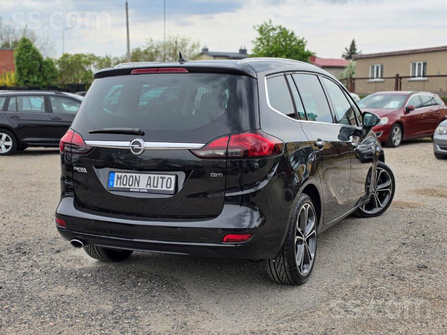 Melns Opel Zafira 2012 Liepāja, ar dzinēja tilpumu 2.00 L un nobraukumu 239 tūkst. km par 6990 €, foto 3 vietnē AUTOMOTO.COM.LV