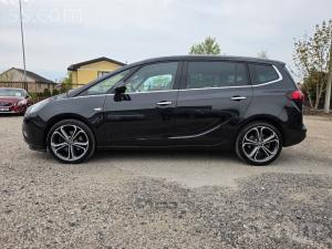Melns Opel Zafira 2012 Liepāja, ar dzinēja tilpumu 2.00 L un nobraukumu 239 tūkst. km par 6990 €, foto 10 vietnē AUTOMOTO.COM.LV