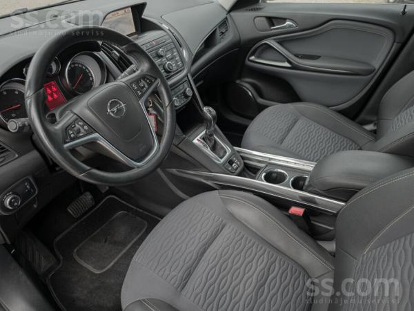 Черный Опель Зафира 2012 в Лиепая, объемом двигателя 2.00 л и пробегом 239 тыс. км за 6990 €, фото 10 на AUTOMOTO.COM.LV