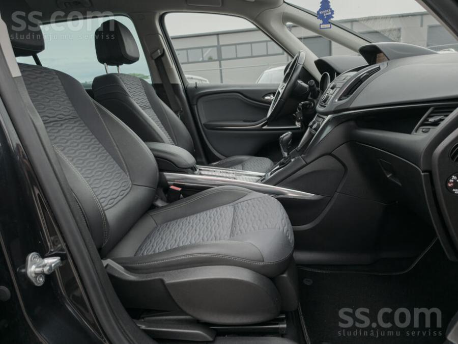 Melns Opel Zafira 2012 Liepāja, ar dzinēja tilpumu 2.00 L un nobraukumu 239 tūkst. km par 6990 €, foto 19 vietnē AUTOMOTO.COM.LV
