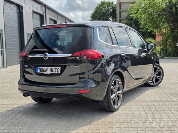Melns Opel Zafira 2012 Liepāja, ar dzinēja tilpumu 2.00 L un nobraukumu 239 tūkst. km par 6990 €, foto 2 vietnē AUTOMOTO.COM.LV