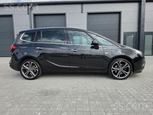 Melns Opel Zafira 2012 Liepāja, ar dzinēja tilpumu 2.00 L un nobraukumu 239 tūkst. km par 6990 €, foto 5 vietnē AUTOMOTO.COM.LV