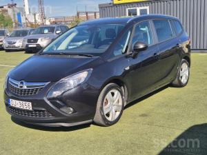Melns Opel Zafira 2012 Liepāja, ar dzinēja tilpumu 2.00 L un nobraukumu 253 tūkst. km par 4500 €, foto  vietnē AUTOMOTO.COM.LV