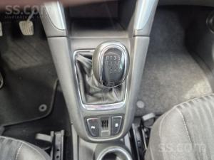 Melns Opel Zafira 2012 Liepāja, ar dzinēja tilpumu 2.00 L un nobraukumu 253 tūkst. km par 4500 €, foto 15 vietnē AUTOMOTO.COM.LV