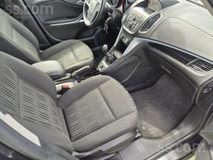 Melns Opel Zafira 2012 Liepāja, ar dzinēja tilpumu 2.00 L un nobraukumu 253 tūkst. km par 4500 €, foto 19 vietnē AUTOMOTO.COM.LV