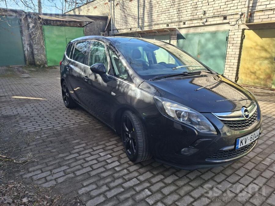 Melns Opel Zafira 2012 Rīga, ar dzinēja tilpumu 2.00 L un nobraukumu 273 tūkst. km par 6000 €, foto 4 vietnē AUTOMOTO.COM.LV