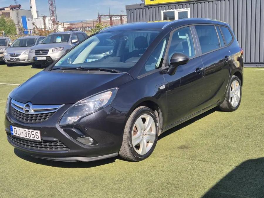 Melns Opel Zafira 2012 Liepāja, ar dzinēja tilpumu 2.00 L un nobraukumu 253 tūkst. km par 4500 €, foto 1 vietnē AUTOMOTO.COM.LV