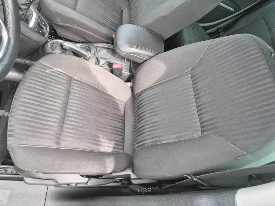 Melns Opel Zafira 2012 Liepāja, ar dzinēja tilpumu 2.00 L un nobraukumu 253 tūkst. km par 4500 €, foto 11 vietnē AUTOMOTO.COM.LV