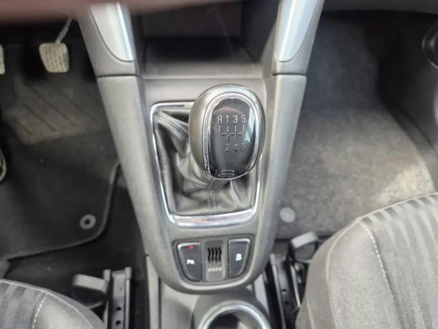 Melns Opel Zafira 2012 Liepāja, ar dzinēja tilpumu 2.00 L un nobraukumu 253 tūkst. km par 4500 €, foto 16 vietnē AUTOMOTO.COM.LV