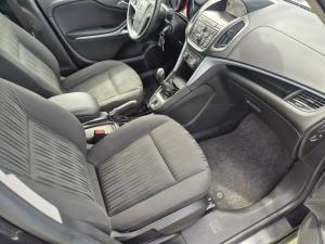 Melns Opel Zafira 2012 Liepāja, ar dzinēja tilpumu 2.00 L un nobraukumu 253 tūkst. km par 4500 €, foto 20 vietnē AUTOMOTO.COM.LV