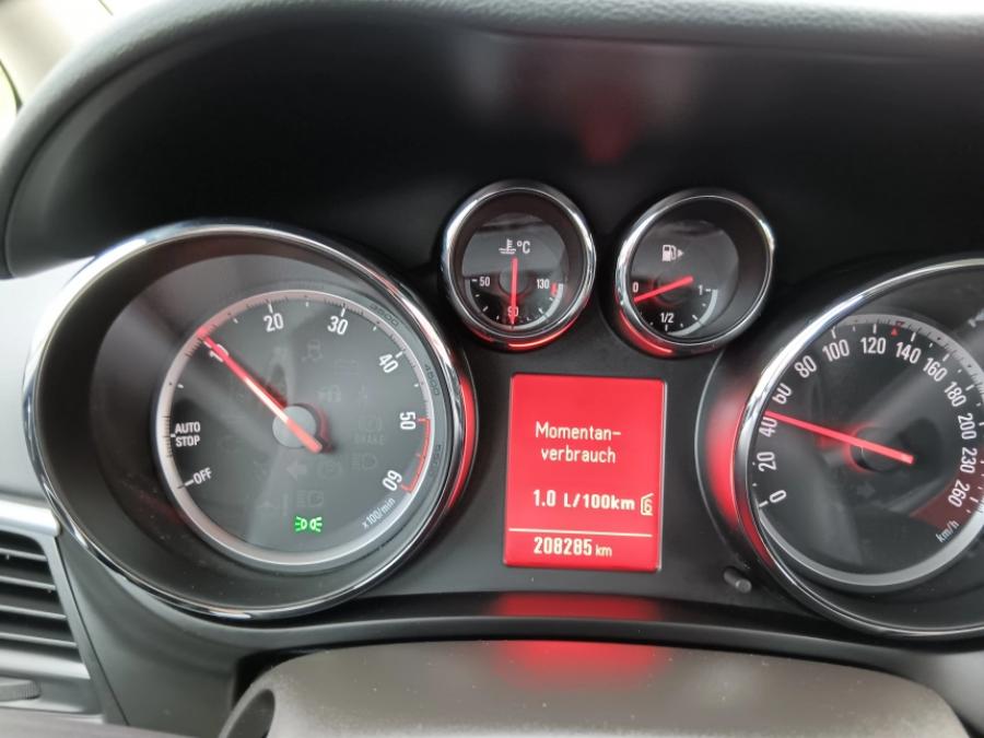 Melns Opel Zafira 2012 Rīga, ar dzinēja tilpumu 2.00 L un nobraukumu 208 tūkst. km par 6200 €, foto 6 vietnē AUTOMOTO.COM.LV