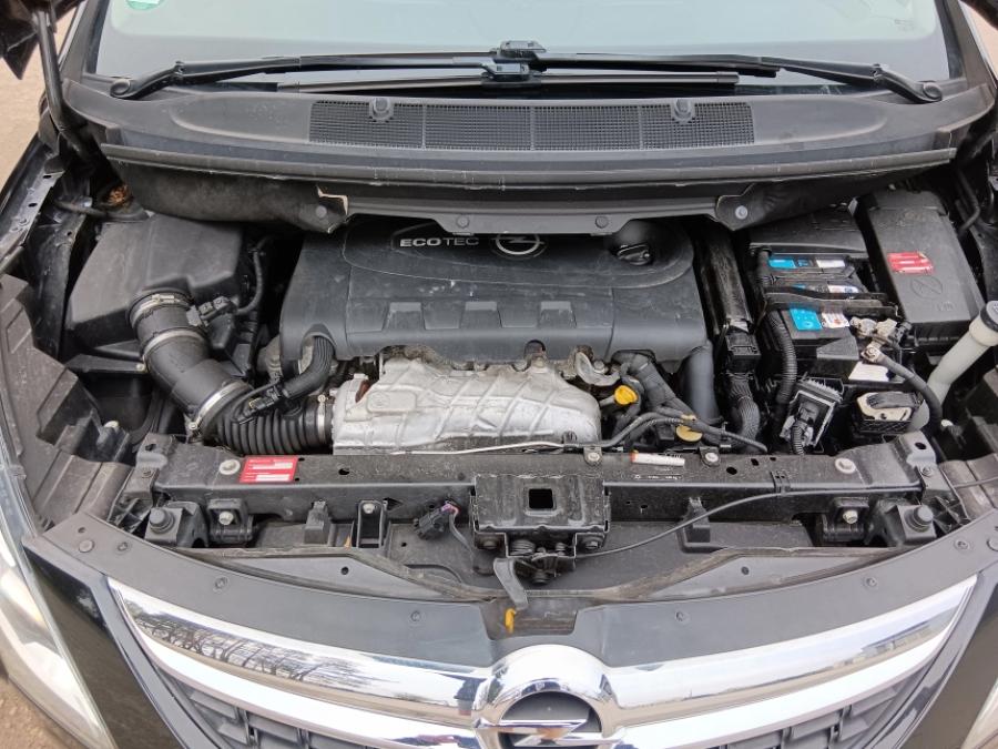 Melns Opel Zafira 2012 Rīga, ar dzinēja tilpumu 2.00 L un nobraukumu 208 tūkst. km par 6200 €, foto 10 vietnē AUTOMOTO.COM.LV