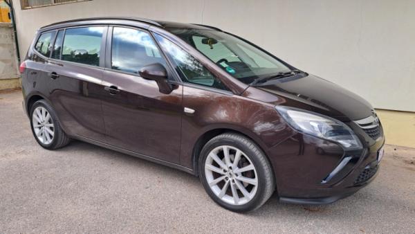 Melns Opel Zafira 2012 Rīga, ar dzinēja tilpumu 2.00 L un nobraukumu 265 tūkst. km par 6150 €, foto 3 vietnē AUTOMOTO.COM.LV