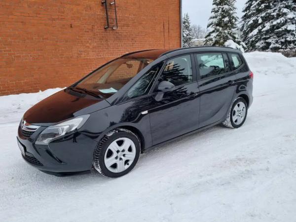 Melns Opel Zafira 2012 Jēkabpils, ar dzinēja tilpumu 2.00 L un nobraukumu 207 tūkst. km par 6750 €, foto 1 vietnē AUTOMOTO.COM.LV