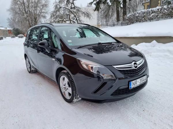 Melns Opel Zafira 2012 Jēkabpils, ar dzinēja tilpumu 2.00 L un nobraukumu 207 tūkst. km par 6750 €, foto 4 vietnē AUTOMOTO.COM.LV