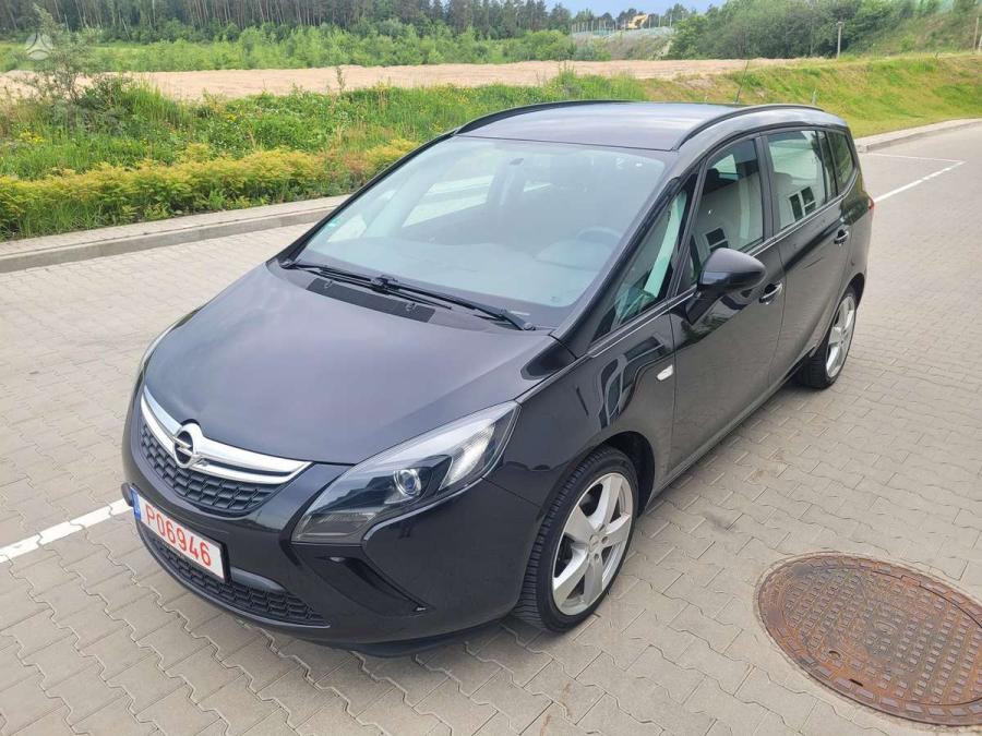 Black Opel Zafira 2012 in Vilnius, with an engine capacity of 1.80 L and mileage of 169 thousand km for 5650 €, photo 1 on AUTOMOTO.COM.LV