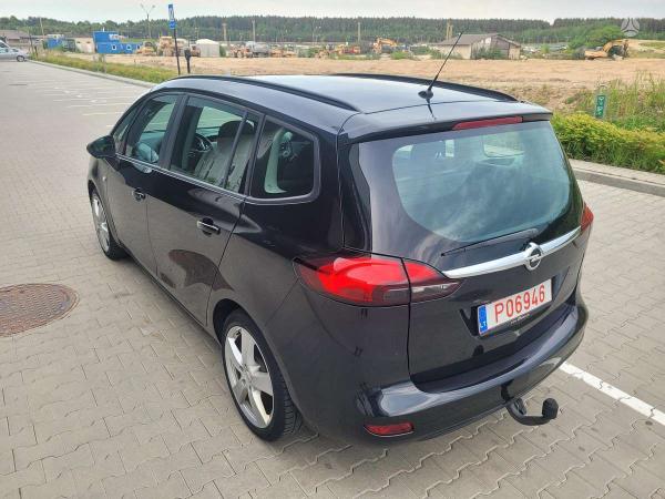 Black Opel Zafira 2012 in Vilnius, with an engine capacity of 1.80 L and mileage of 169 thousand km for 5650 €, photo 4 on AUTOMOTO.COM.LV