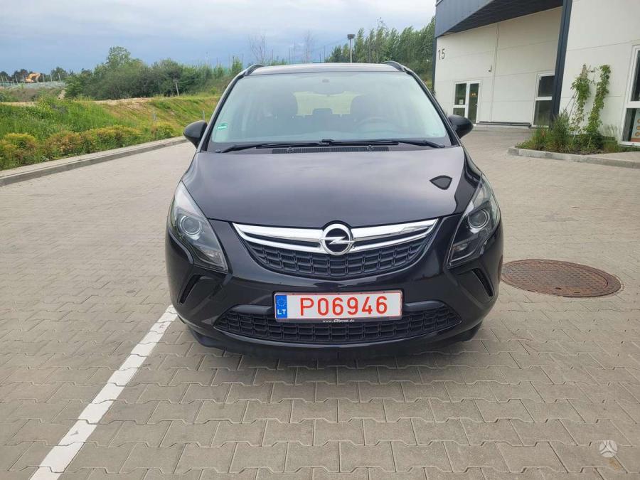 Black Opel Zafira 2012 in Vilnius, with an engine capacity of 1.80 L and mileage of 169 thousand km for 5650 €, photo 13 on AUTOMOTO.COM.LV