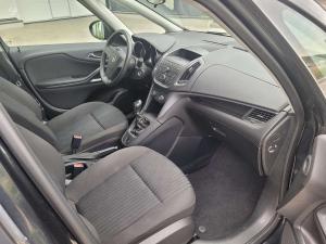 Black Opel Zafira 2012 in Vilnius, with an engine capacity of 1.80 L and mileage of 169 thousand km for 5650 €, photo 18 on AUTOMOTO.COM.LV