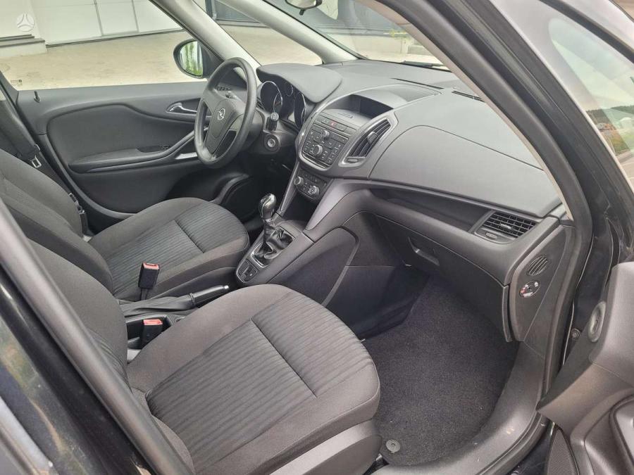 Black Opel Zafira 2012 in Vilnius, with an engine capacity of 1.80 L and mileage of 169 thousand km for 5650 €, photo 18 on AUTOMOTO.COM.LV