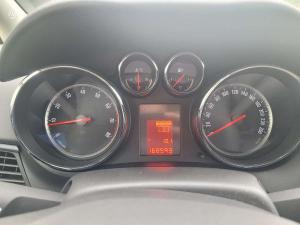 Black Opel Zafira 2012 in Vilnius, with an engine capacity of 1.80 L and mileage of 169 thousand km for 5650 €, photo 19 on AUTOMOTO.COM.LV