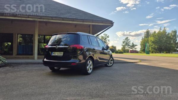 Melns Opel Zafira 2012 Bauska, ar dzinēja tilpumu 2.00 L un nobraukumu 319 tūkst. km par 4100 €, foto 5 vietnē AUTOMOTO.COM.LV