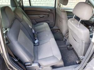 Melns Opel Zafira 2012 Marijampole, ar dzinēja tilpumu 1.80 L un nobraukumu 245 tūkst. km par 2850 €, foto 15 vietnē AUTOMOTO.COM.LV