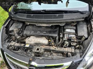 Black Opel Zafira 2012 in Daugavpils, with an engine capacity of 2.00 L and mileage of 211 thousand km for 5990 €, photo 10 on AUTOMOTO.COM.LV
