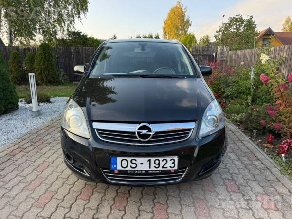 Melns Opel Zafira 2012 Ogre, ar dzinēja tilpumu 1.80 L un nobraukumu 171 tūkst. km par 4850 €, foto 4 vietnē AUTOMOTO.COM.LV