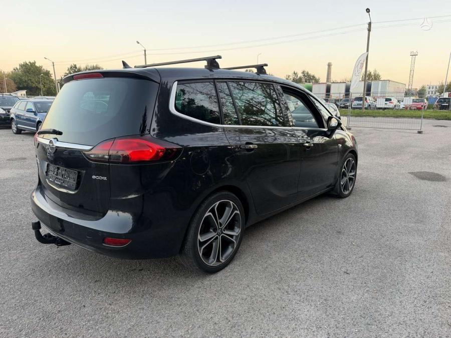Black Opel Zafira 2012 in Marijampole, with an engine capacity of 1.36 L and mileage of 177 thousand km for 3850 €, photo 6 on AUTOMOTO.COM.LV