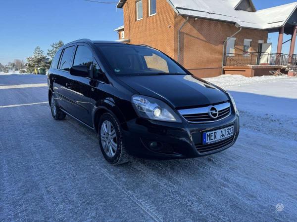 Black Opel Zafira 2013 in Marijampole, with an engine capacity of 1.69 L and mileage of 266 thousand km for 3650 €, photo 7 on AUTOMOTO.COM.LV