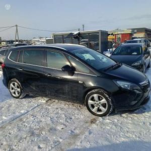 Melns Opel Zafira 2013 Kauņa, ar dzinēja tilpumu 2.00 L un nobraukumu 253 tūkst. km par 4850 €, foto  vietnē AUTOMOTO.COM.LV