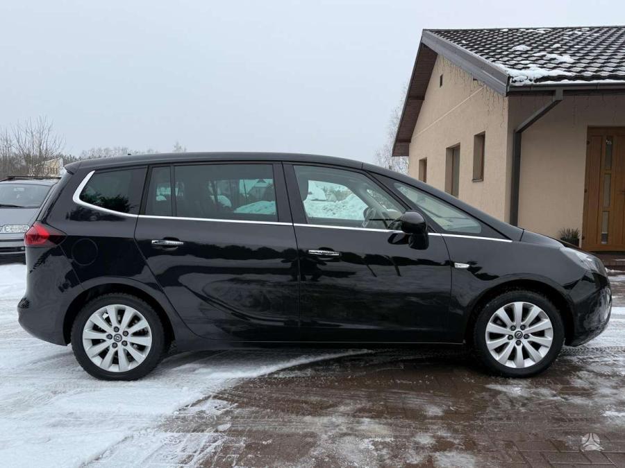 Melns Opel Zafira 2013 Utena, ar dzinēja tilpumu 2.00 L un nobraukumu 280 tūkst. km par 4950 €, foto 5 vietnē AUTOMOTO.COM.LV